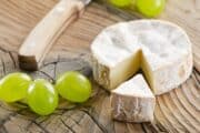 11 Substitutes for Goat Cheese - Dairy And Non-Dairy Alternatives